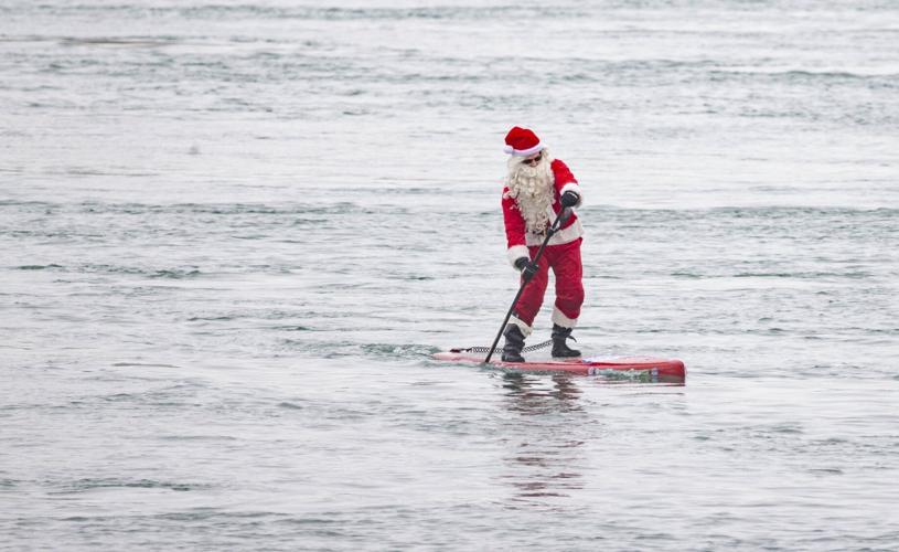 Surfing Santa paddles into 40th year on the Niagara River