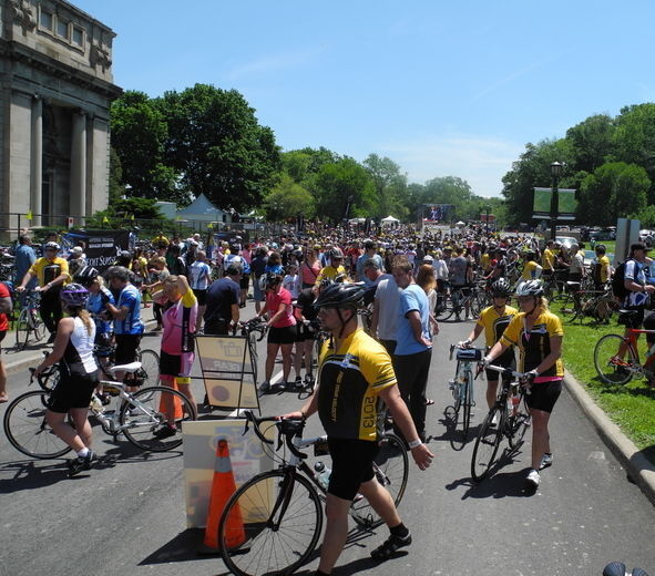 Riding to Niagara to conquer cancer