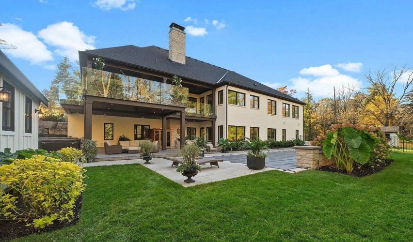 6m Niagara On The Lake Property Is A Luxury Estate