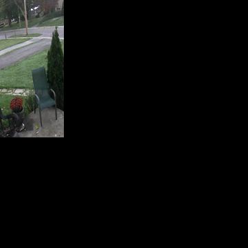Video captures van leaving suspicious Welland fire