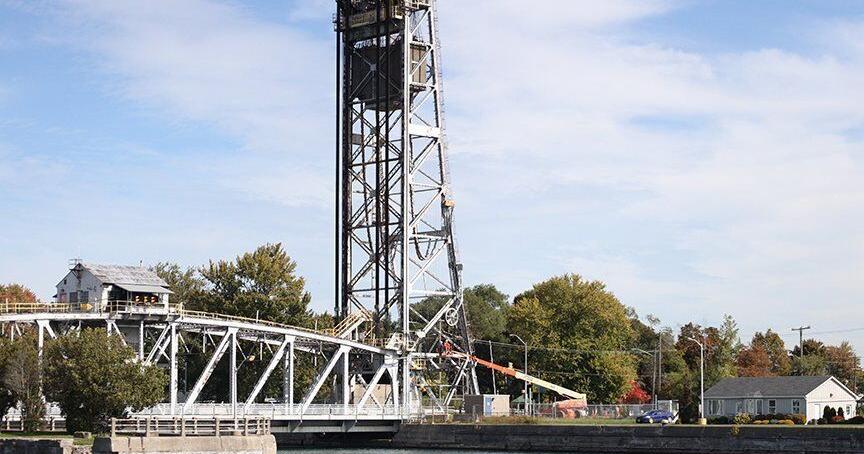 Clarence Street Bridge closed two days this week