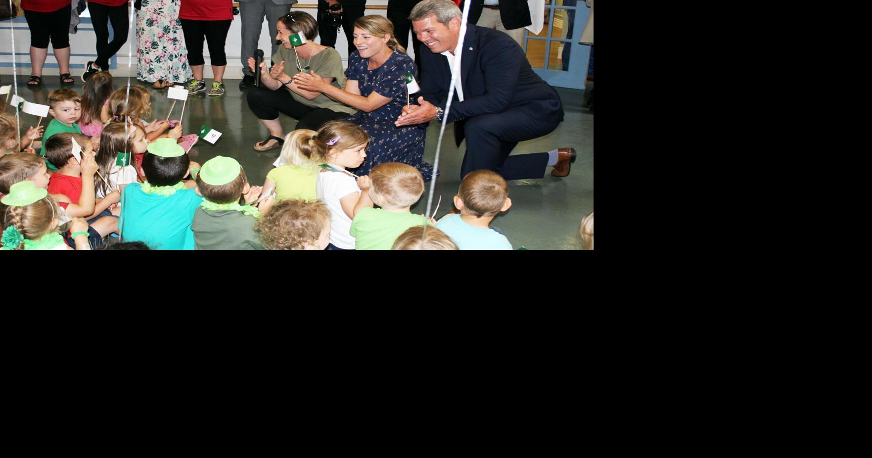 Minister celebrates francophone culture in the Rose City