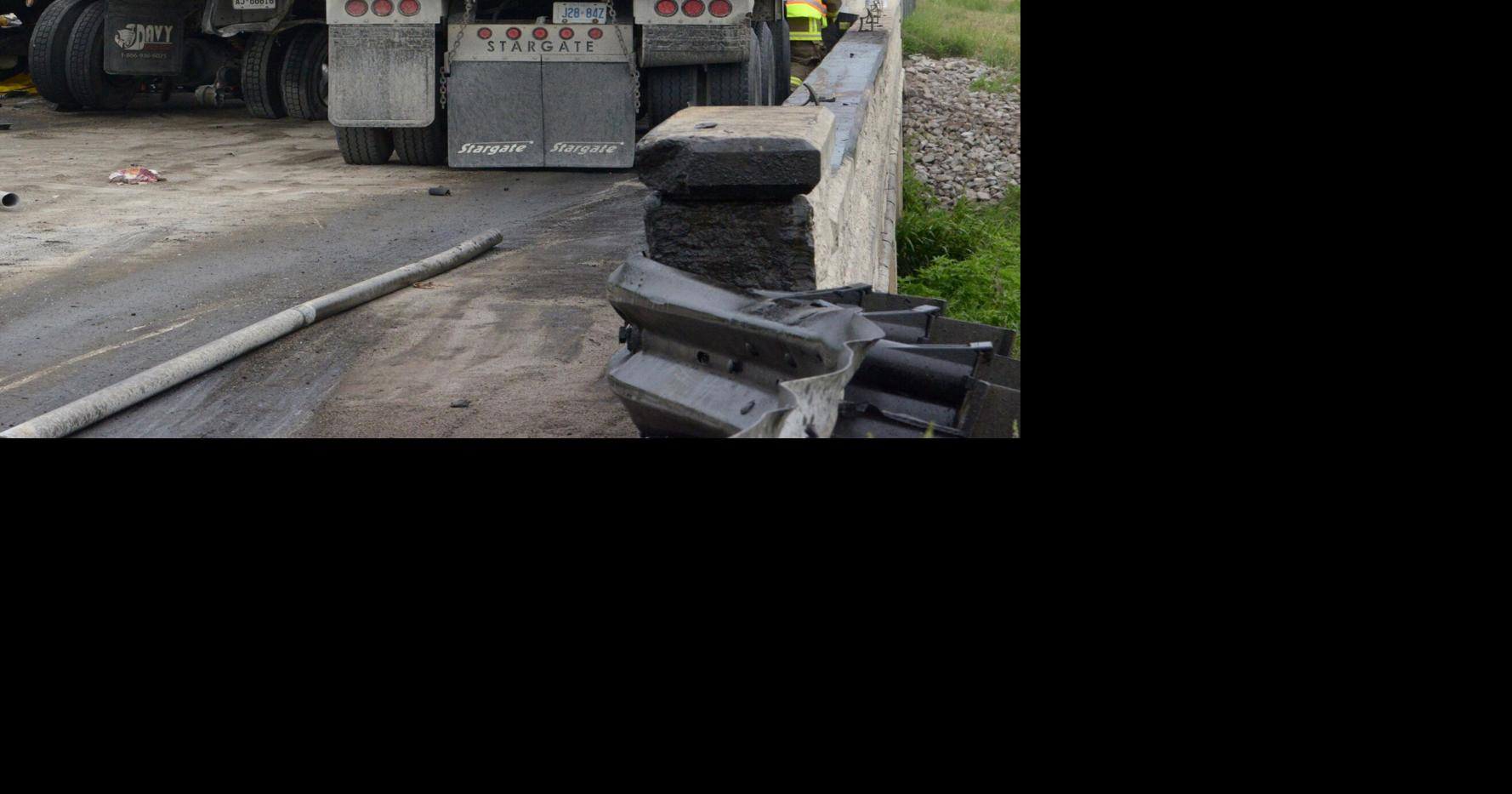 Accident damages guide rail on Victoria Avenue bridge