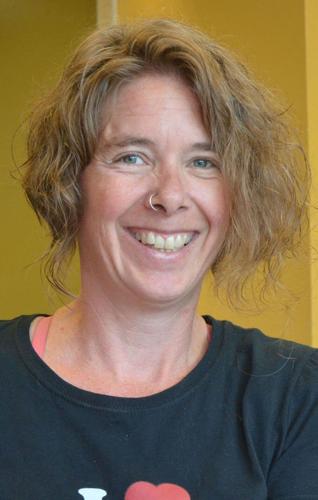 Resident calls for apologies from Niagara Falls male city council members