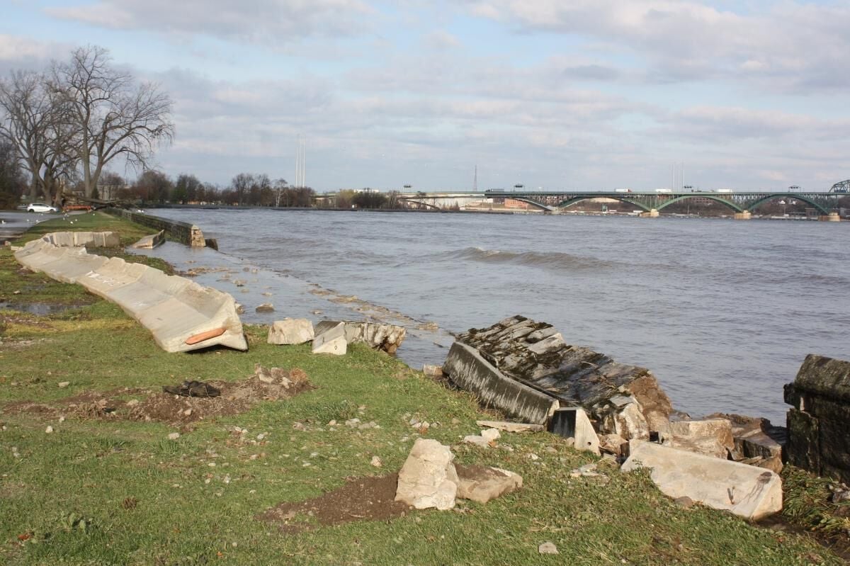 Niagara Parks advances Fort Erie breakwall repairs for 2025