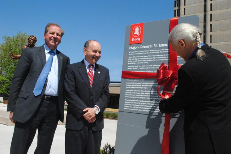 Maj.-Gen. Sir Isaac Brock, David Howes show the power of one