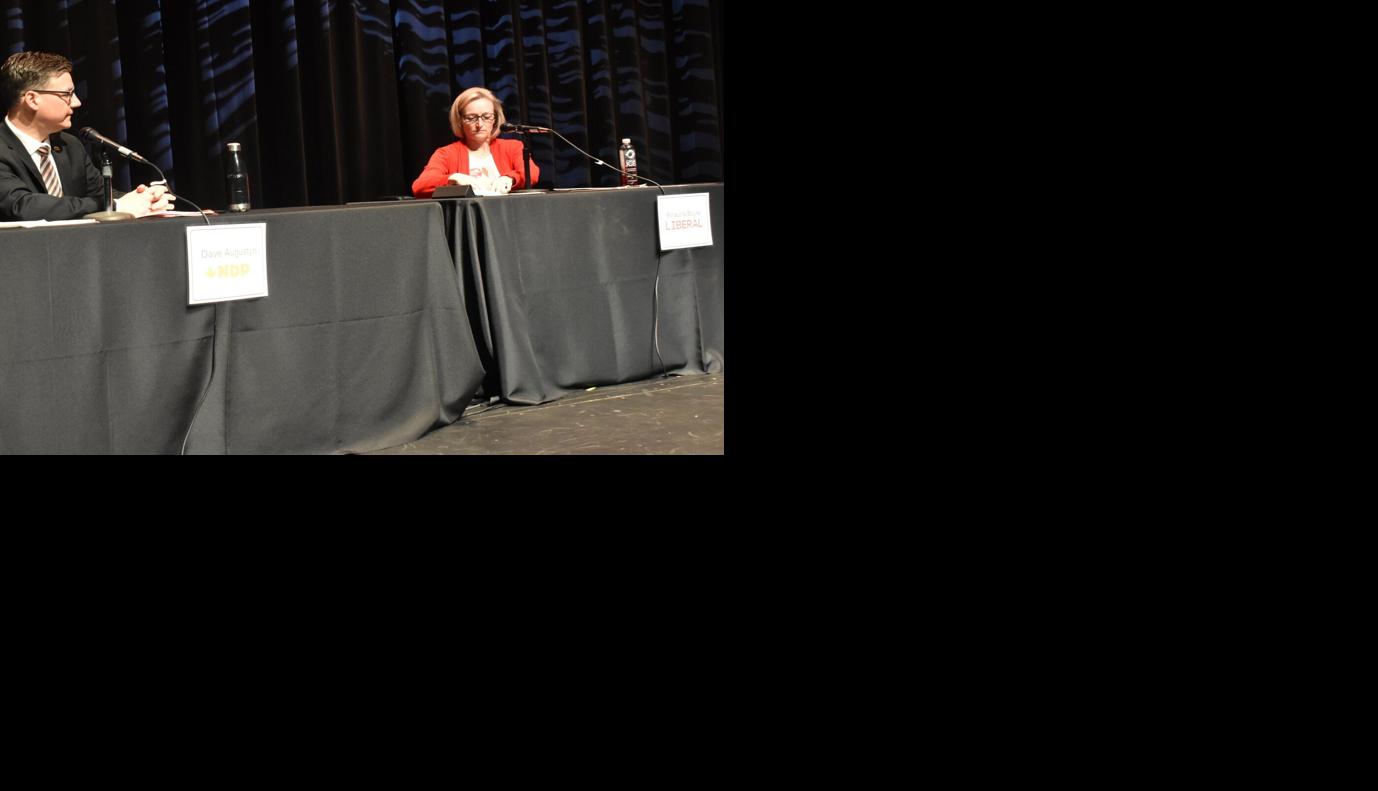 Niagara West candidates meeting a low-key affair