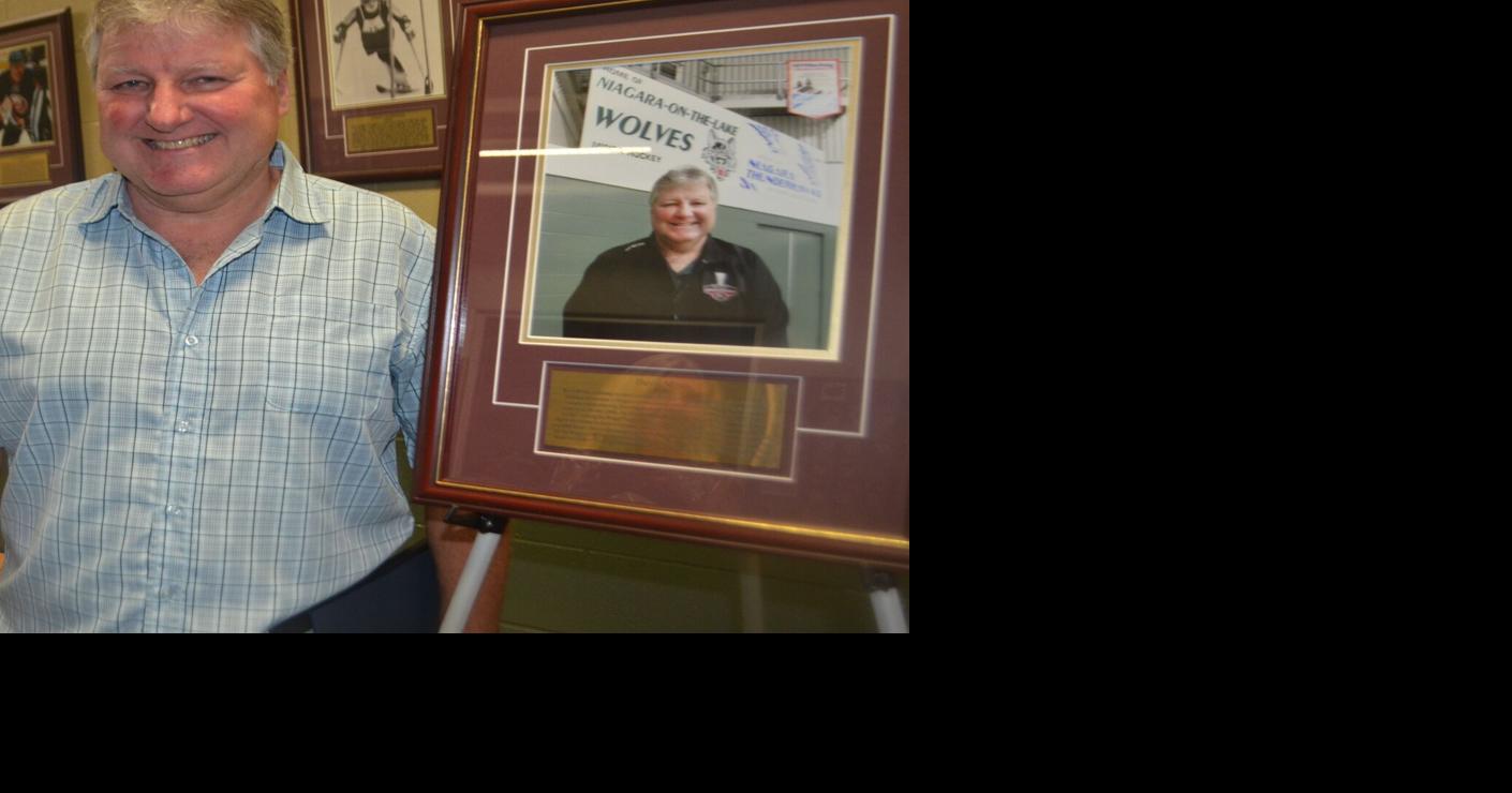 Mike Kappel, David Mines inducted into sports wall of fame