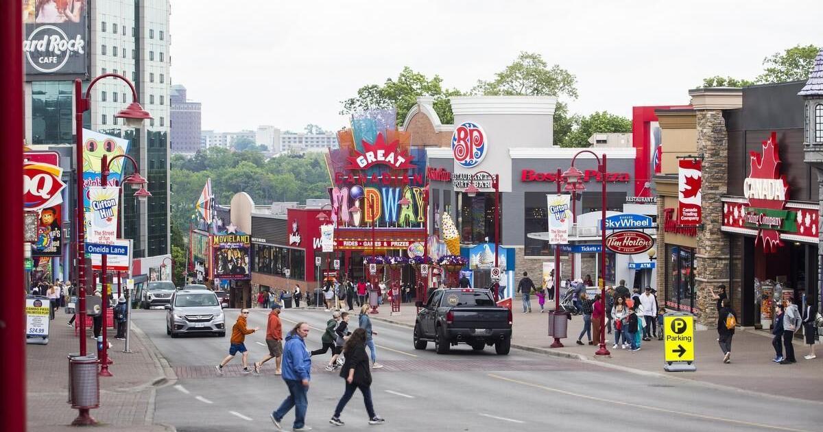 Eclipse road closures planned in Niagara Falls and Fort Erie