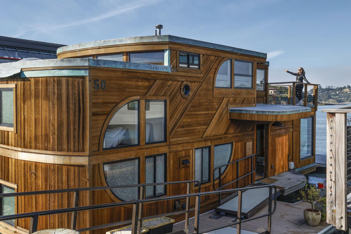 Designer Docks Among the Floating Homes of Sausalito | Interior Design ...