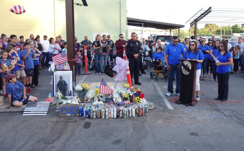 Gallery: Cordova vigil | Gallery | nogalesinternational.com