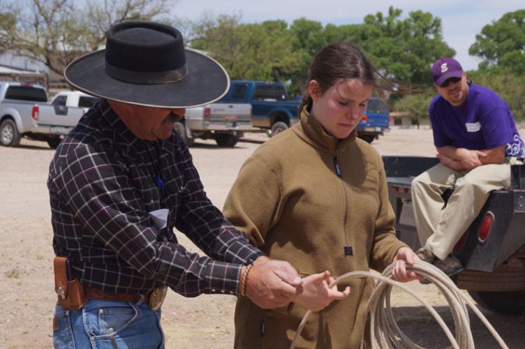 Students experience the ranching life | News | nogalesinternational.com