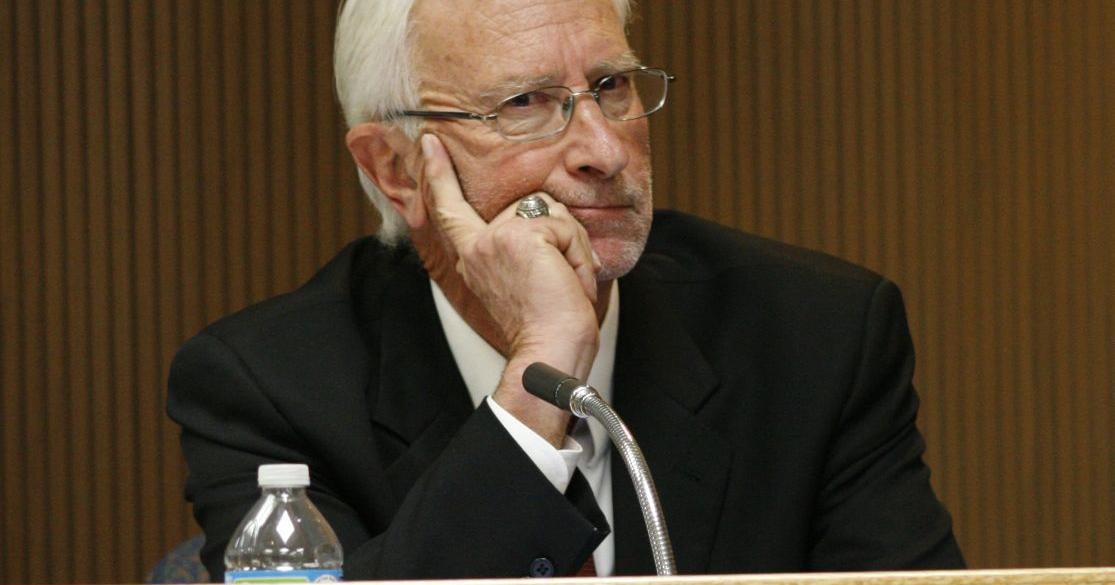 Hanessian quits as vice mayor | Local News | nogalesinternational.com