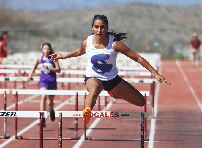Middle, high schoolers share the track at Rising Stars meet | Local ...