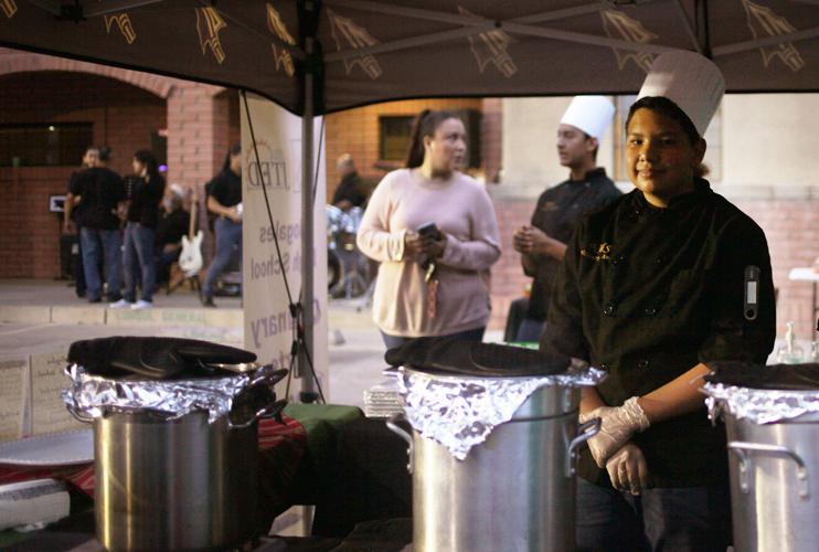 Ambos Nogales chefs celebrate local culture with tamale cook-off ...