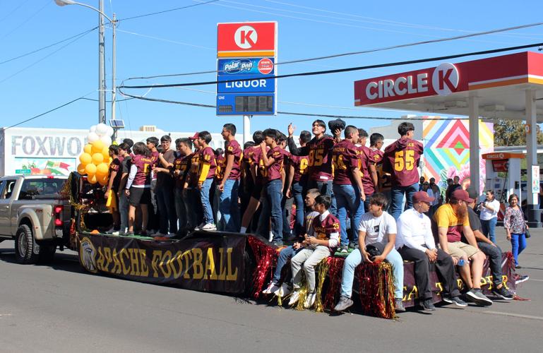 Gallery: NHS homecoming parade livens up downtown Nogales | Community ...