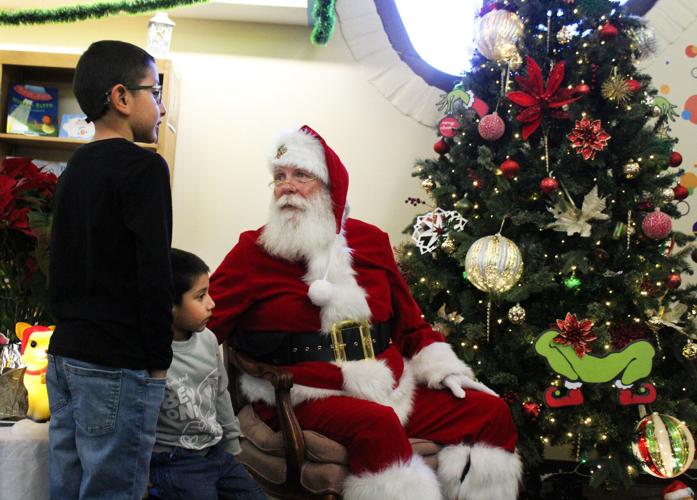Santa Claus helps promote literacy at Nogales library | Community ...