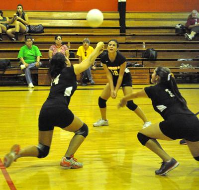 Taller Tanque Verde tops PUHS Lady Lobos 3-1 | News ...