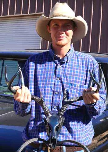 Patagonia artist combines crafting, cowboying | News ...