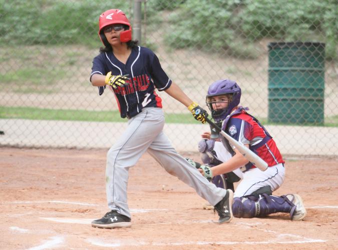 Host team picks up first win; West Regional tournament enters final ...