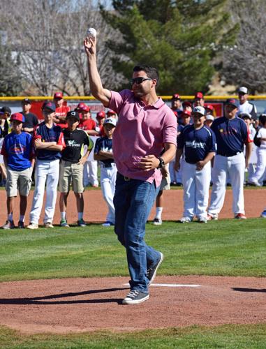Ceremony kicks off new Little League season in Nogales | Local Sports ...