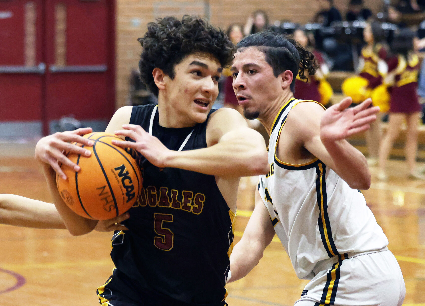 NHS boys fend off Flowing Wells in home finale | Local Sports ...