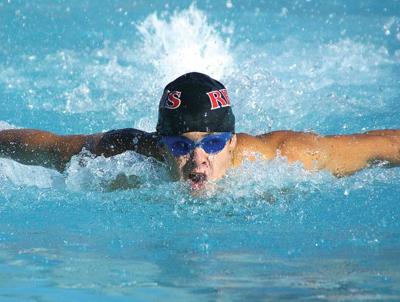 Hawks swim to state spot | Local Sports | nogalesinternational.com