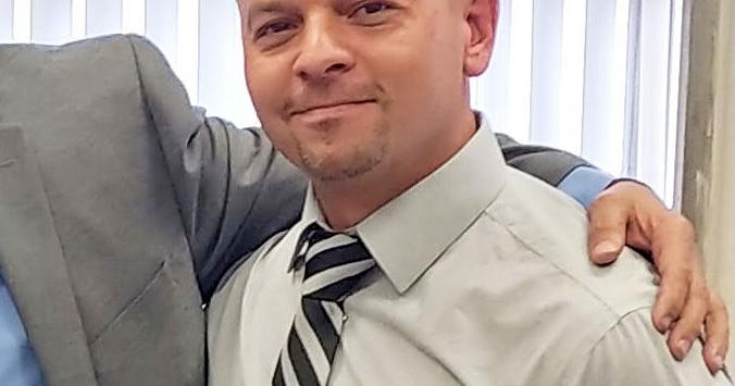 NHS principal is heading back home | Local News | nogalesinternational.com