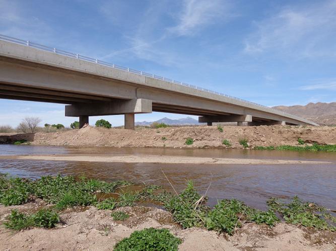 Palo Parado bridge ceremony | Gallery | nogalesinternational.com