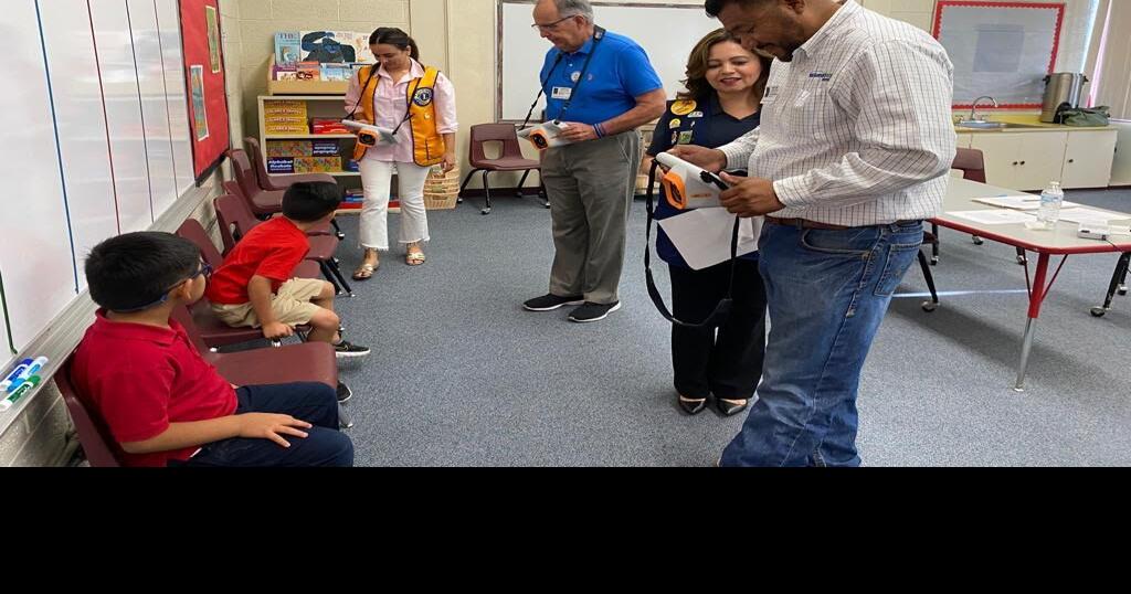 NUSD kids get free vision screenings | Community | nogalesinternational.com