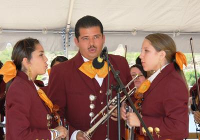 Mariachi Apache to bring local culture to Boston | Community ...