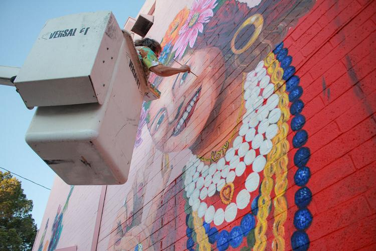 ‘Taita’ mural takes shape downtown | Community | nogalesinternational.com