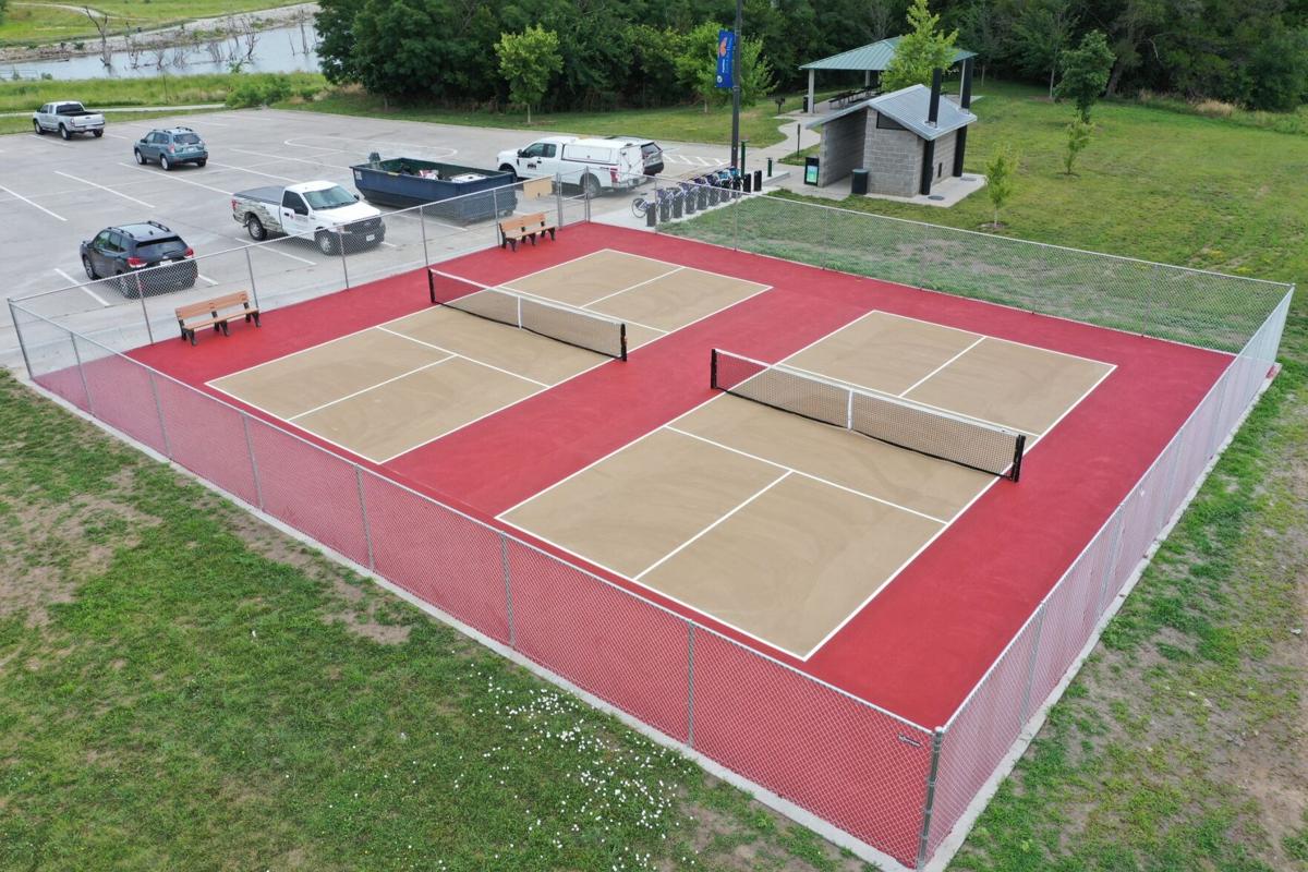 Pickleball courts open in Papillion area parks