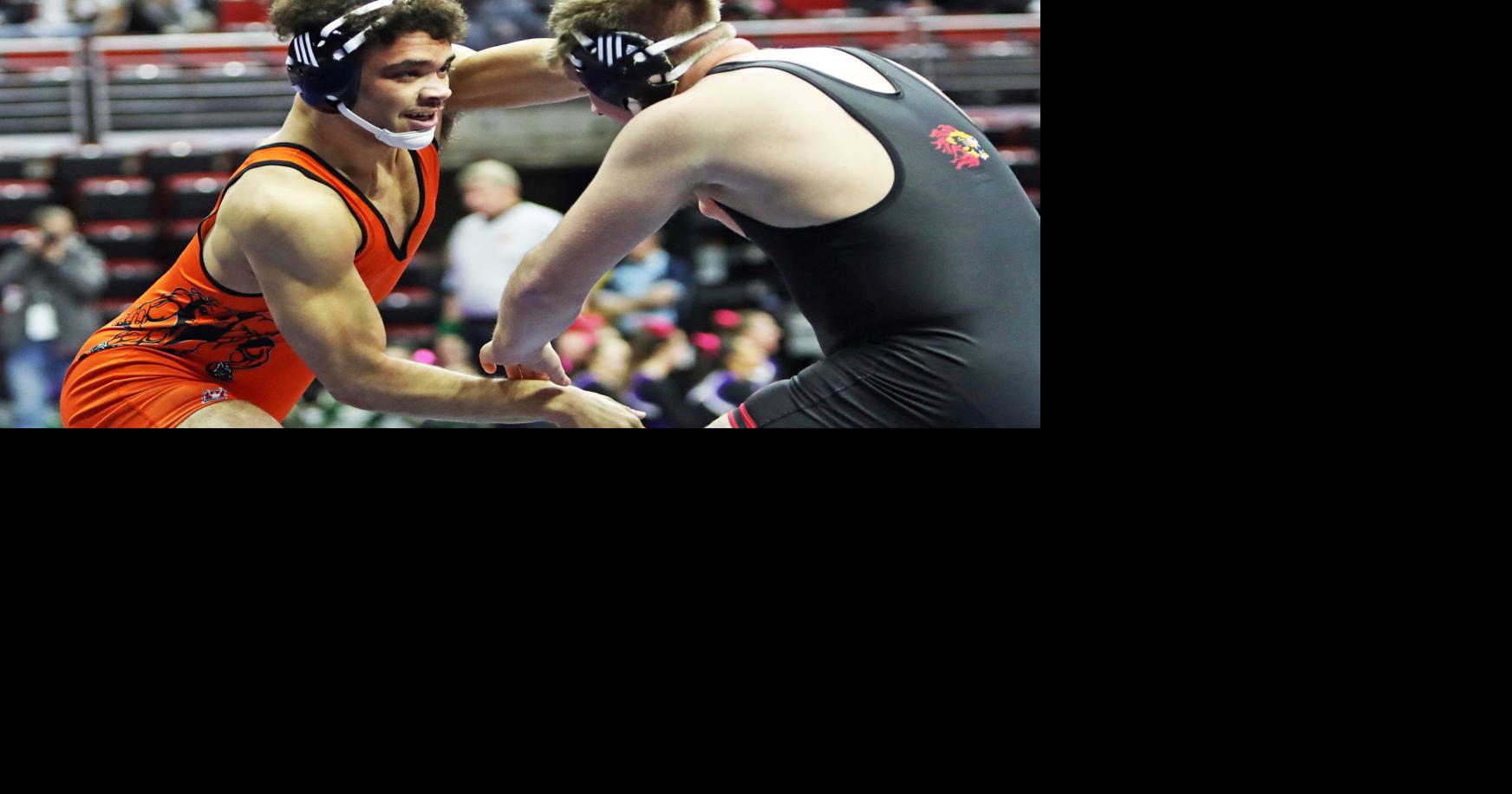 3-A state wrestling: Carter, Baker highlight opening round