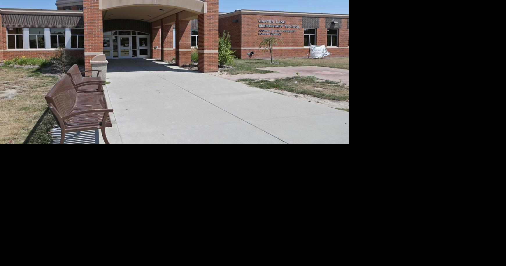 Motorists asked to avoid Carter Lake School area Wednesday afternoon