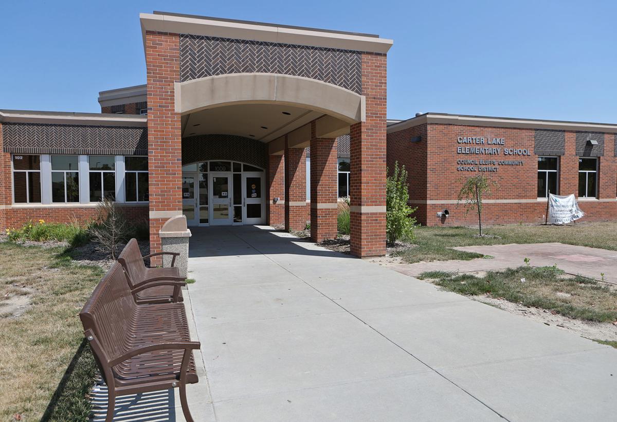 Motorists asked to avoid Carter Lake School area Wednesday afternoon