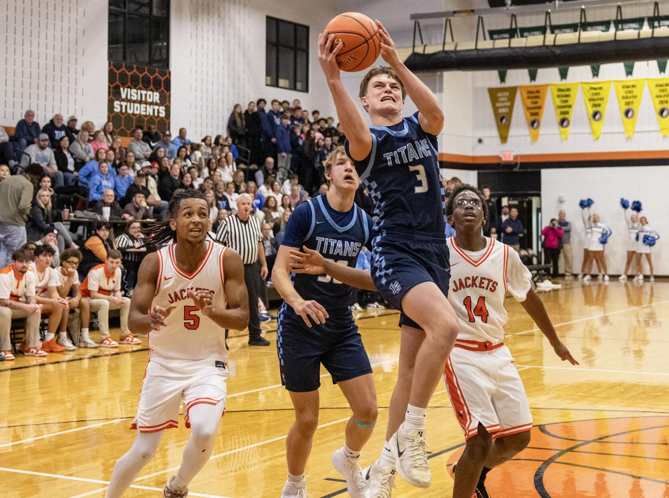 Lewis Central boys basketball defeats Thomas Jefferson on Opening Night