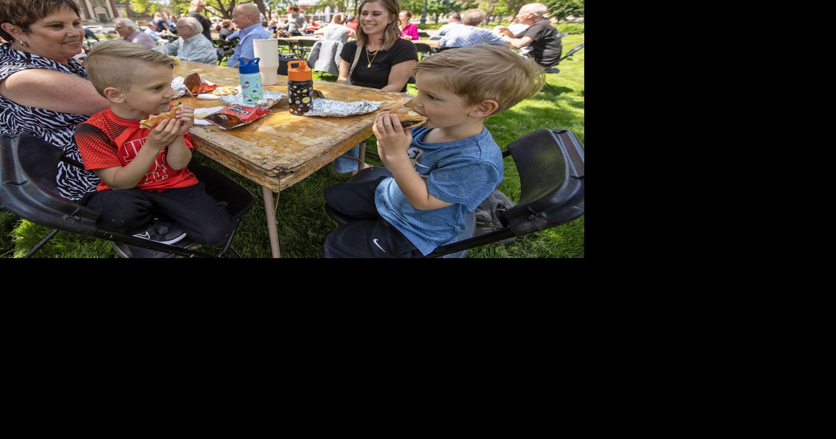 Dozens celebrate community at chamber's annual ag cookout