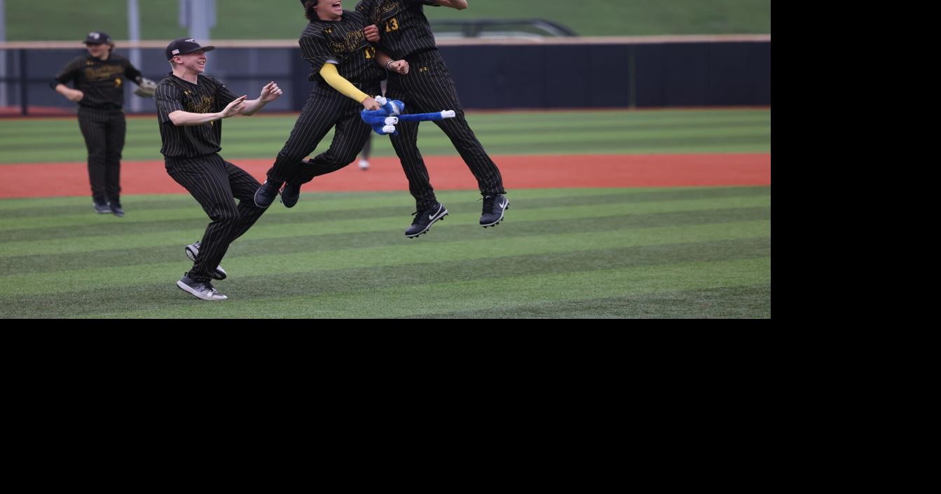 Gretna East baseball swarms Blair with 5-run second to advance to first ...