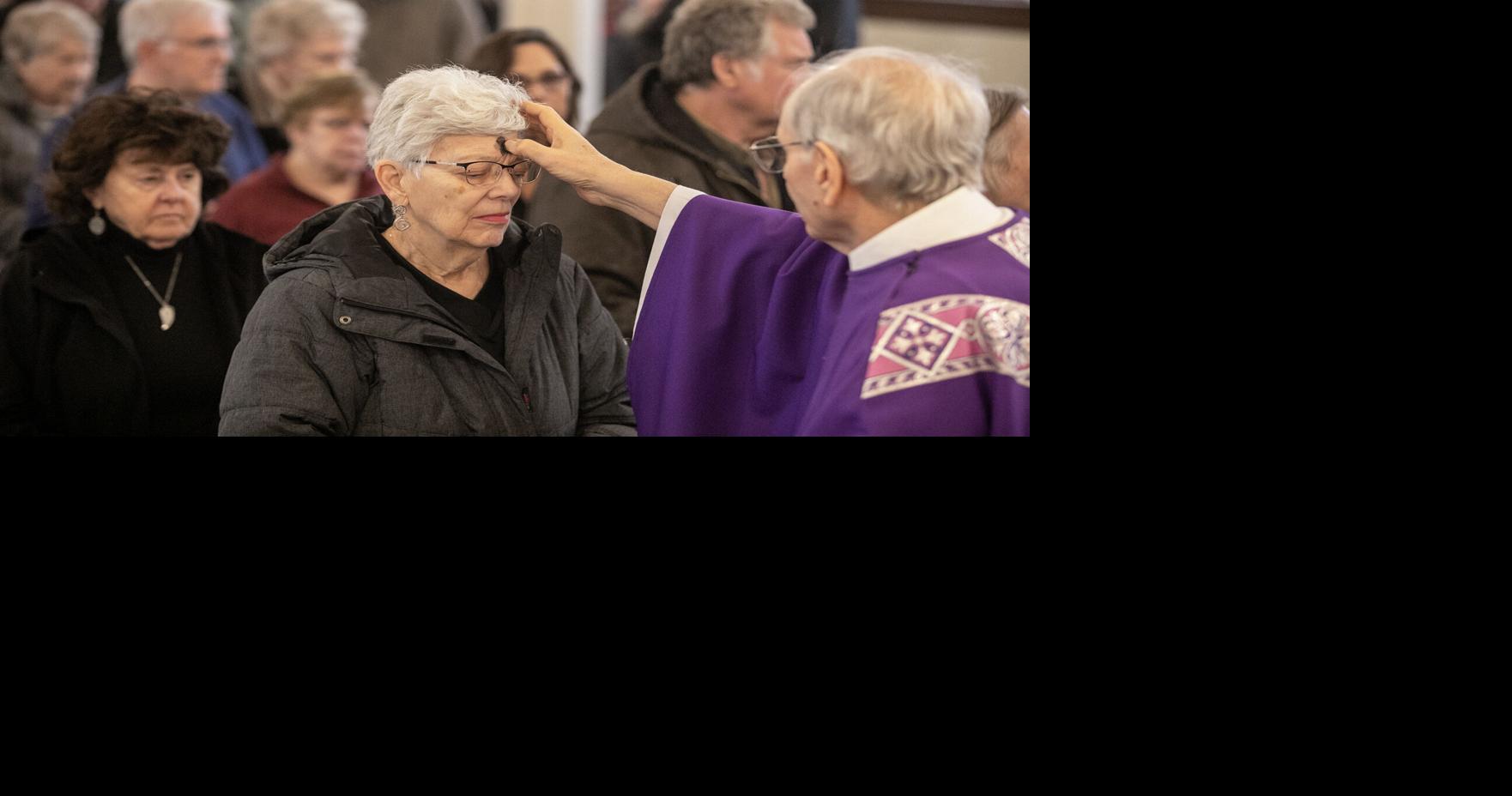 PHOTOS: St. Peter's observes beginning of Lent during Ash Wednesday mass