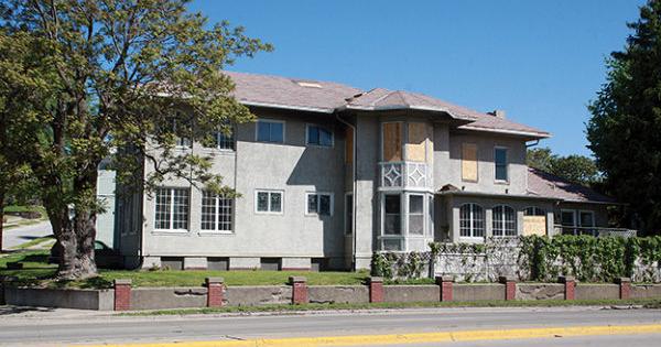 Linder, known as a 'kind-hearted, lovable man,' built Italianate house ...