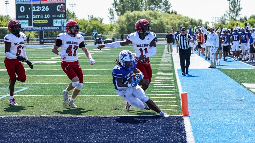 COLLEGE FOOTBALL: No. 2 Reivers display dominance on defense, depth at ...