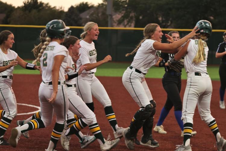 SOFTBALL: Gretna edges Papio South in top 10 fight, finishes regular ...
