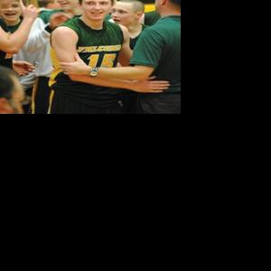 St. Albert’s Thomas hits late 3 to upset Treynor