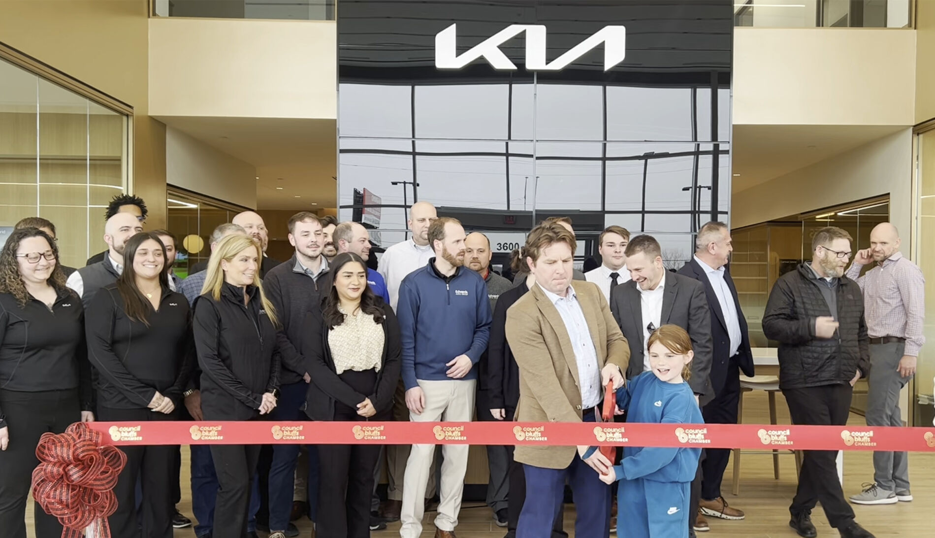Edwards Kia celebrates new dealership in Council Bluffs