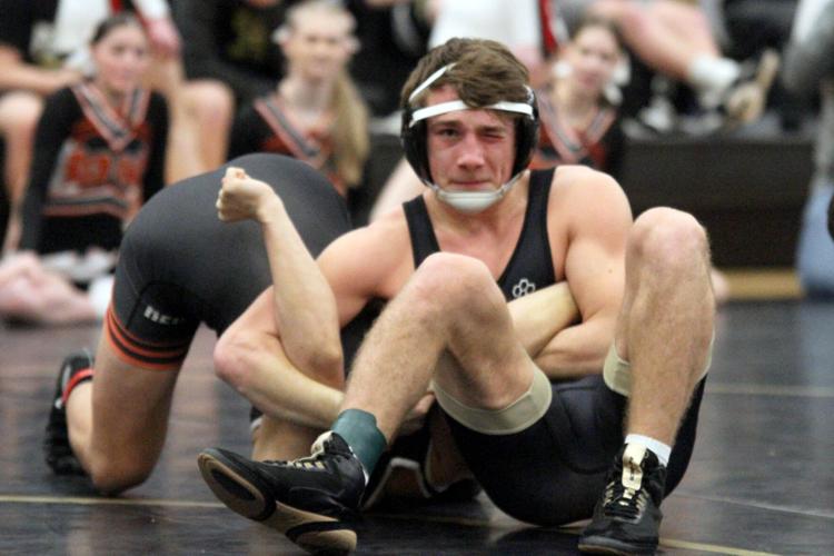 DAY 1 STATE WRESTLING: Glenwood sits 4th in 2A; AL's Vander Velde, LC's ...