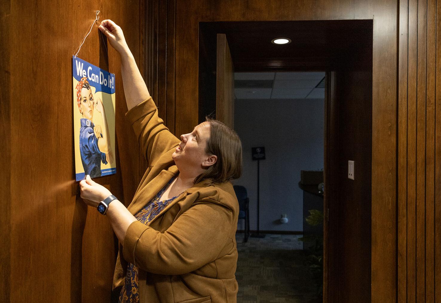 Check out photos of Jill Shudak moving into Mayor's Office at City Hall