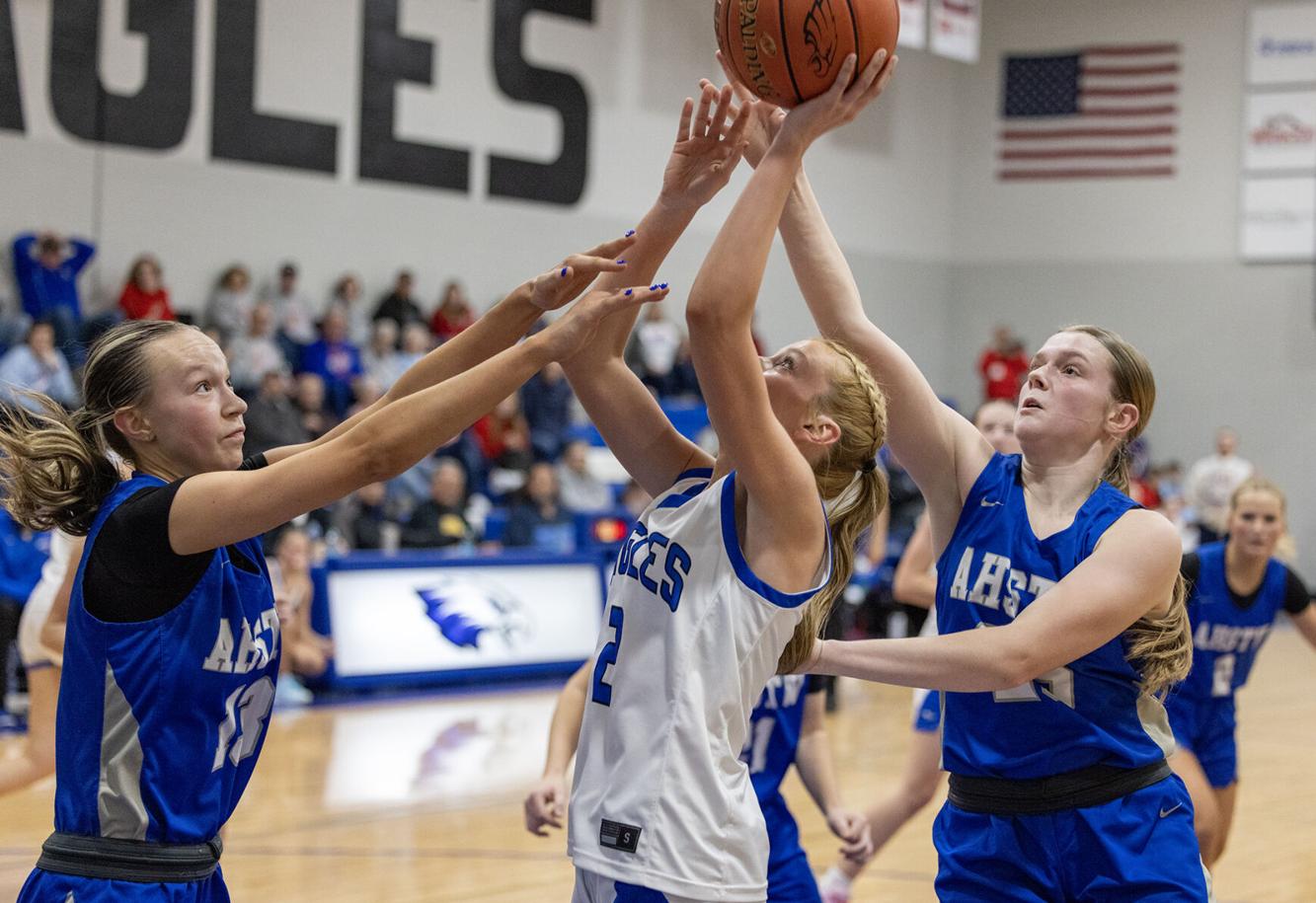 A look at the Underwood girls' close finish over AHSTW