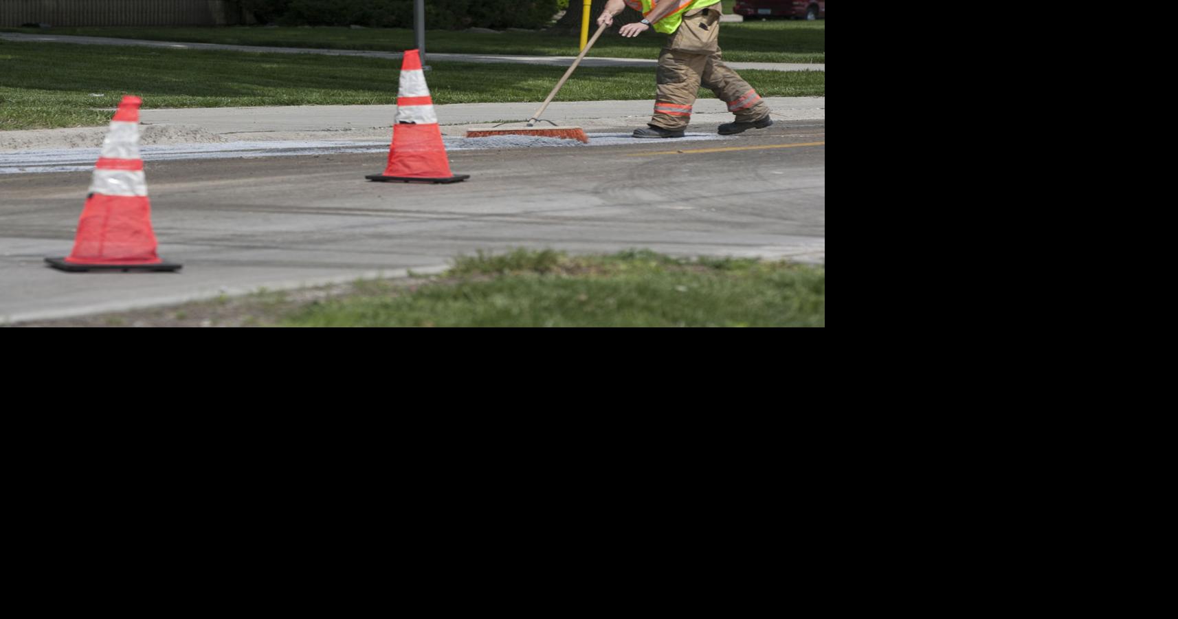 Large oil spill ties up Council Bluffs roads Tuesday morning