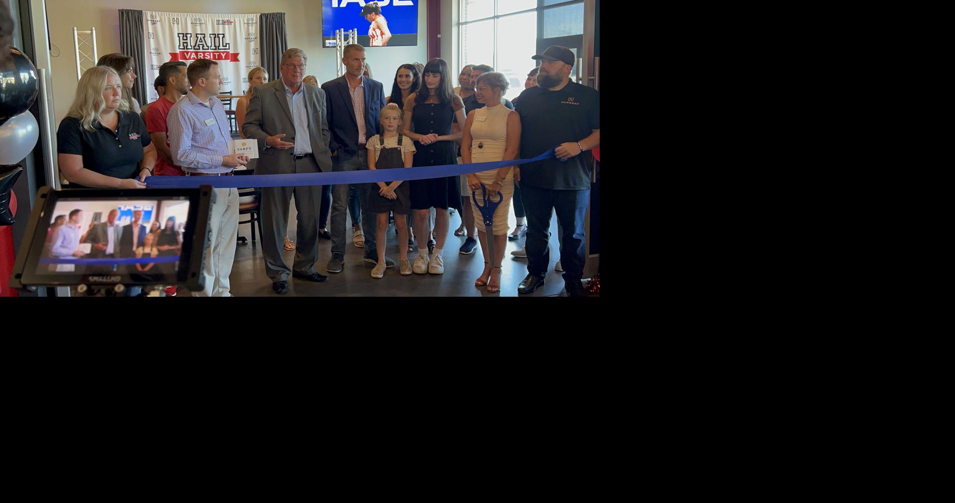 New sports bar offers chance to watch podcast recording, other special ...